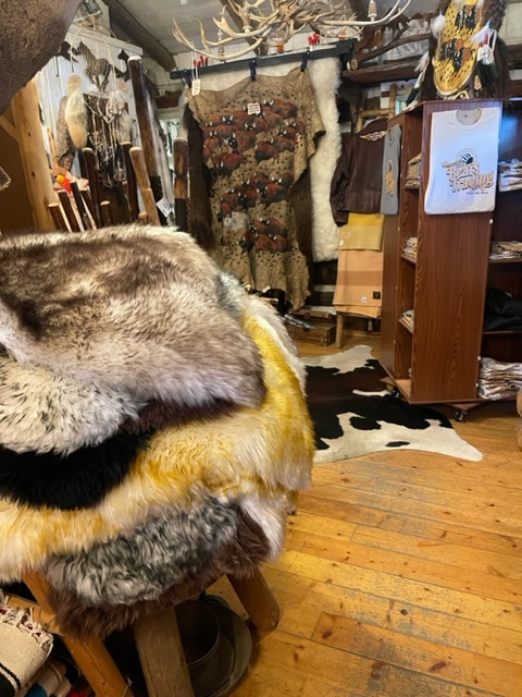 WOOLY BEARS A MOUNTAIN MAN STORE - Licensed FFL Dealer in Ruidoso, New ...